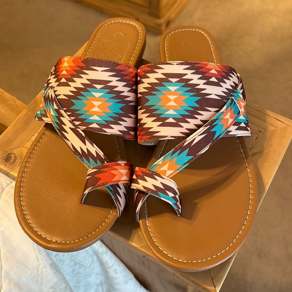Shoes | 9 Aztec Sandals | Poshmark